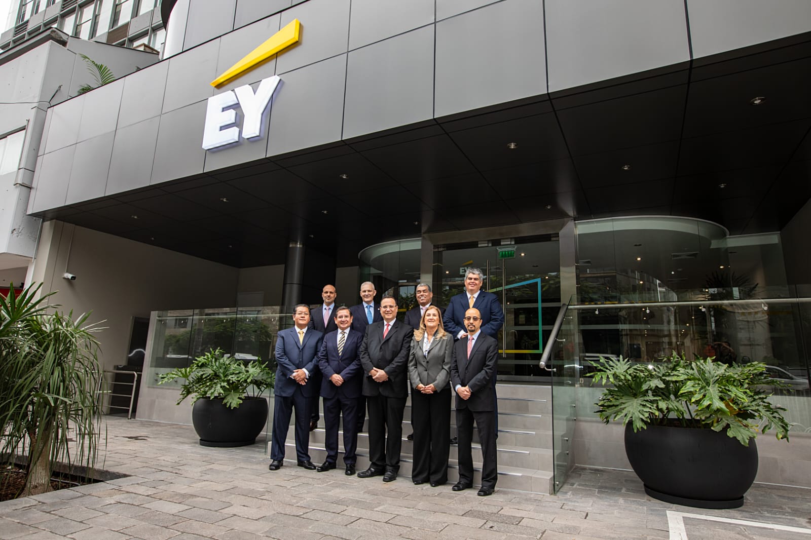 EY Perú inaugura su tercera oficina en Lima en el marco de su 65 ...